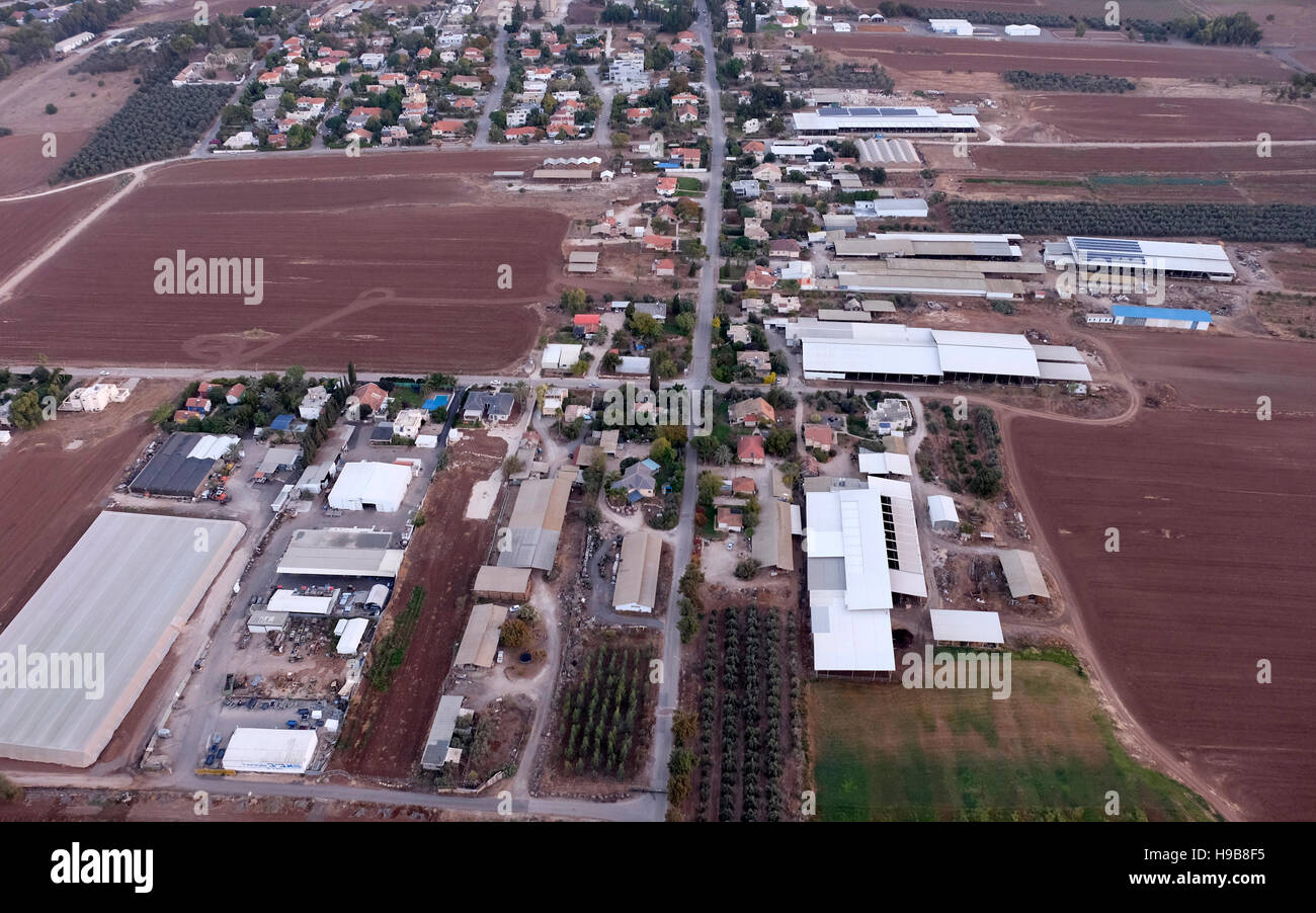 Agricultural moshav hi-res stock photography and images - Alamy