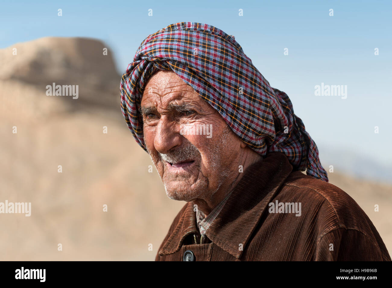 Old iranian man hi-res stock photography and images - Alamy