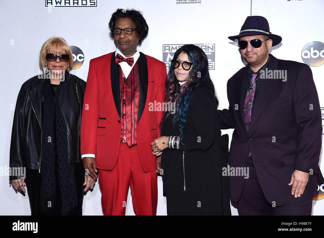 Los Angeles, California, USA. 20th Nov, 2016. Prince's Family arrives ...