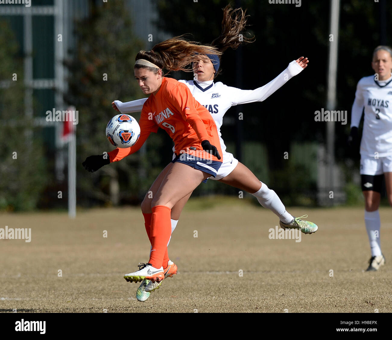 Washington, DC, USA. 20th Nov, 2016. 20161120 - Virginia midfielder ...
