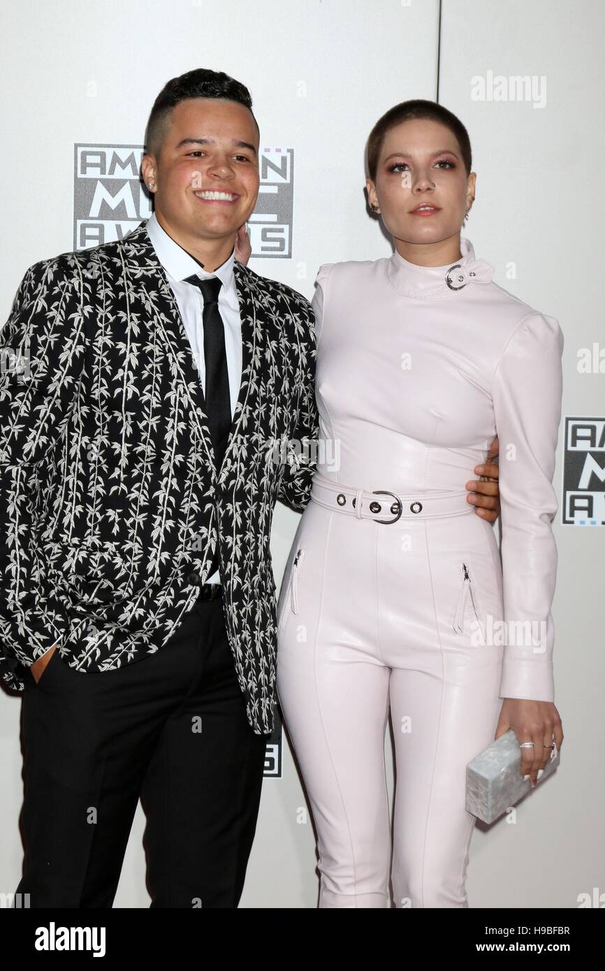 Los Angeles, CA, USA. 20th Nov, 2016. Sevian Frangipane, Halsey at ...
