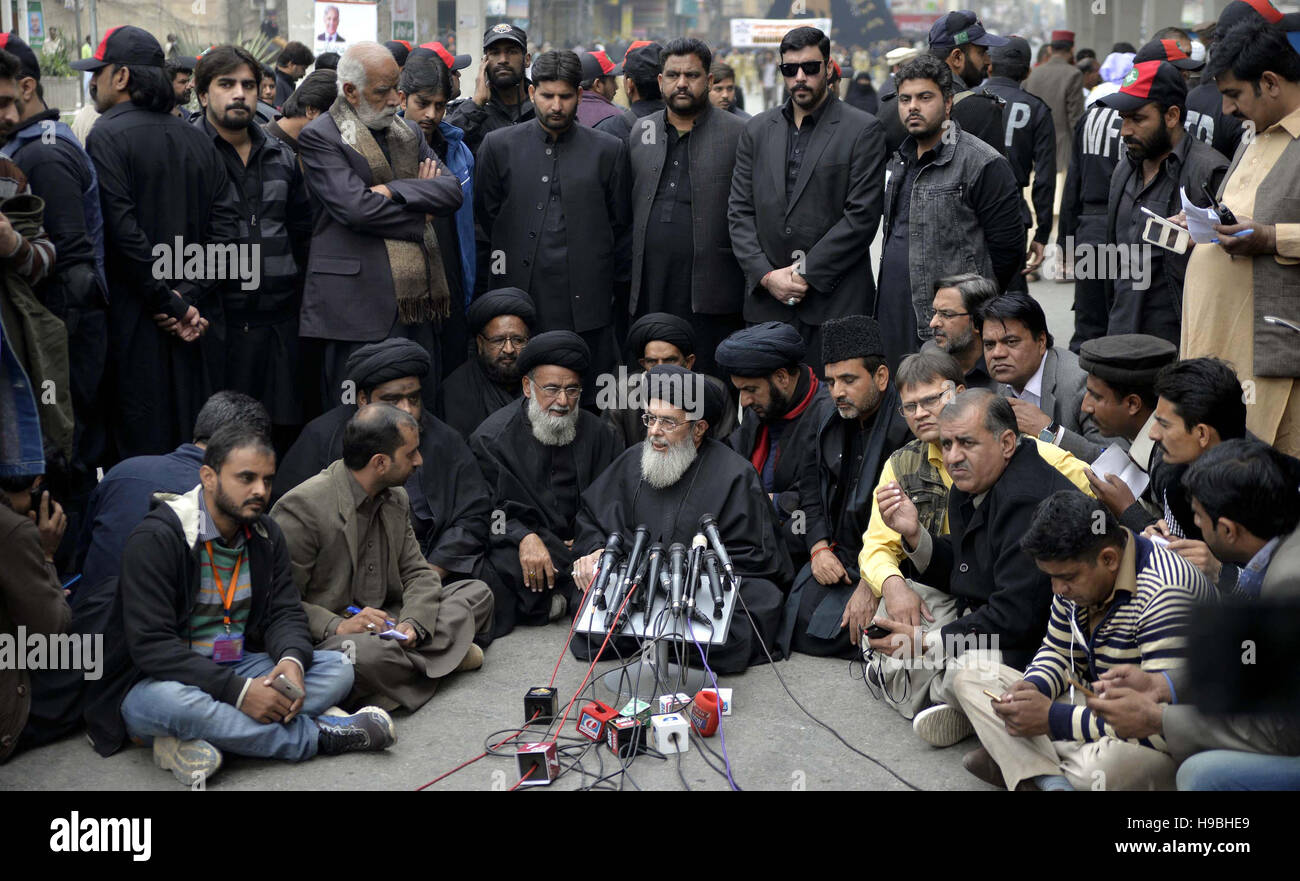 Shiite leader hi-res stock photography and images - Alamy