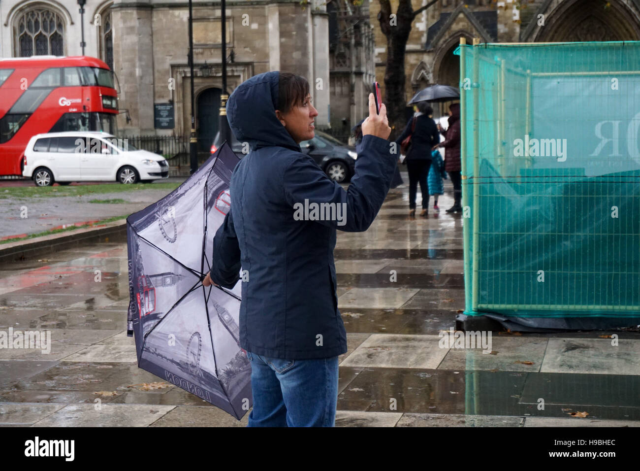 Eye popping out hi-res stock photography and images - Alamy