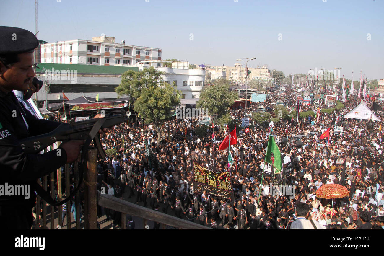 Chaman, Pakistan. 21st Nov, 2016. Shiite mourners of Imam Hussain (A.S ...