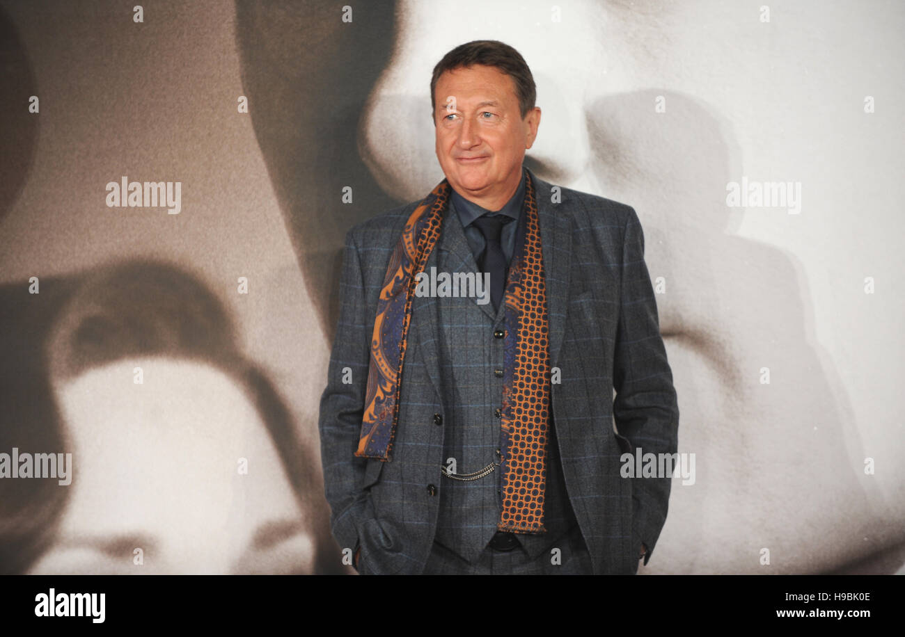 London, UK. 21st Nov, 2016. Steven Knight attends the UK Premiere of ...