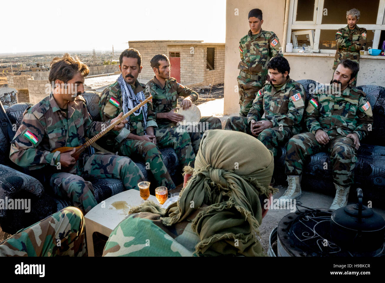 Bashiqa, KURDISTAN, IRAQ. 20th Nov, 2016. A group of Kurdish Peshmerga ...
