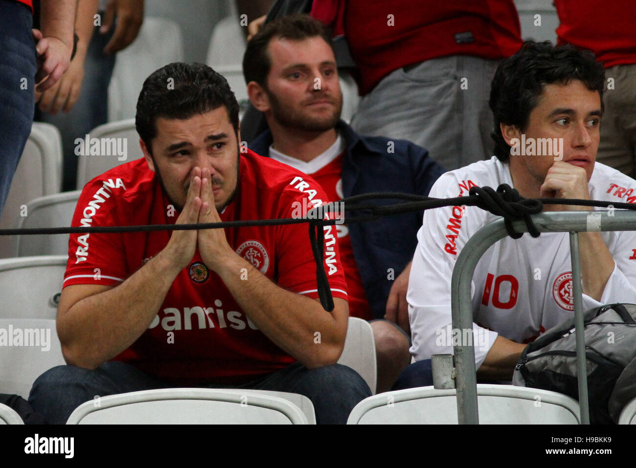 SÃO PAULO, SP - 21.11.2016: CORINTHIANS X INTERNACIONAL - Inter fan ...