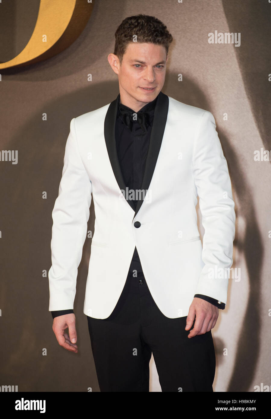 London, UK. 21st Nov, 2016. Vincent La Torre attends the UK Premiere of ...