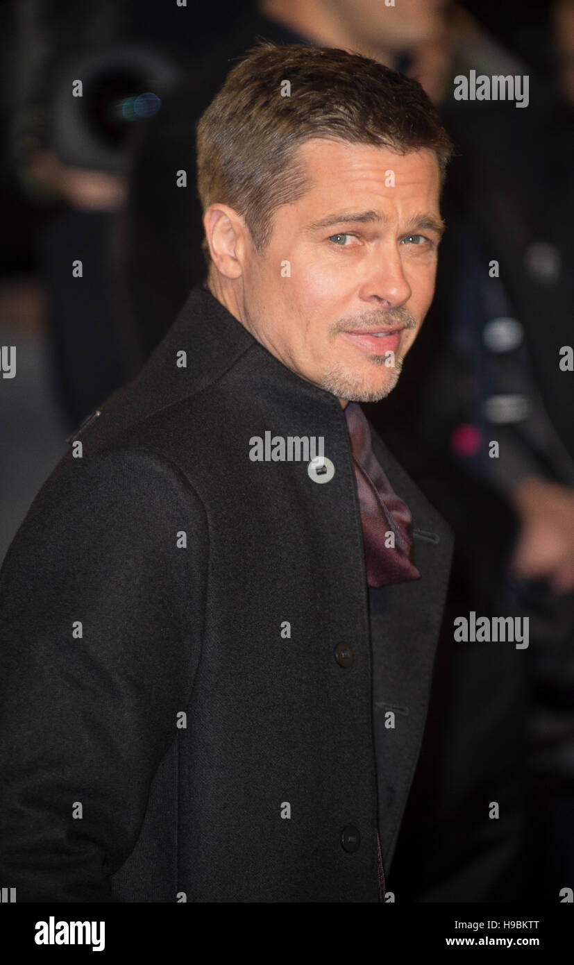 Brad pitt premiere film oceans hi-res stock photography and images - Alamy