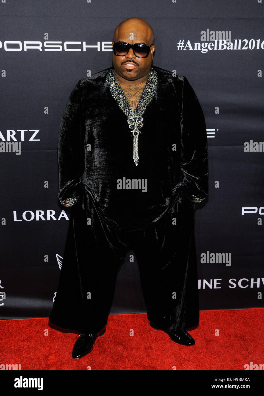 New York, NY, USA. 21st Nov, 2016. 21 November 2016 - New York, New ...