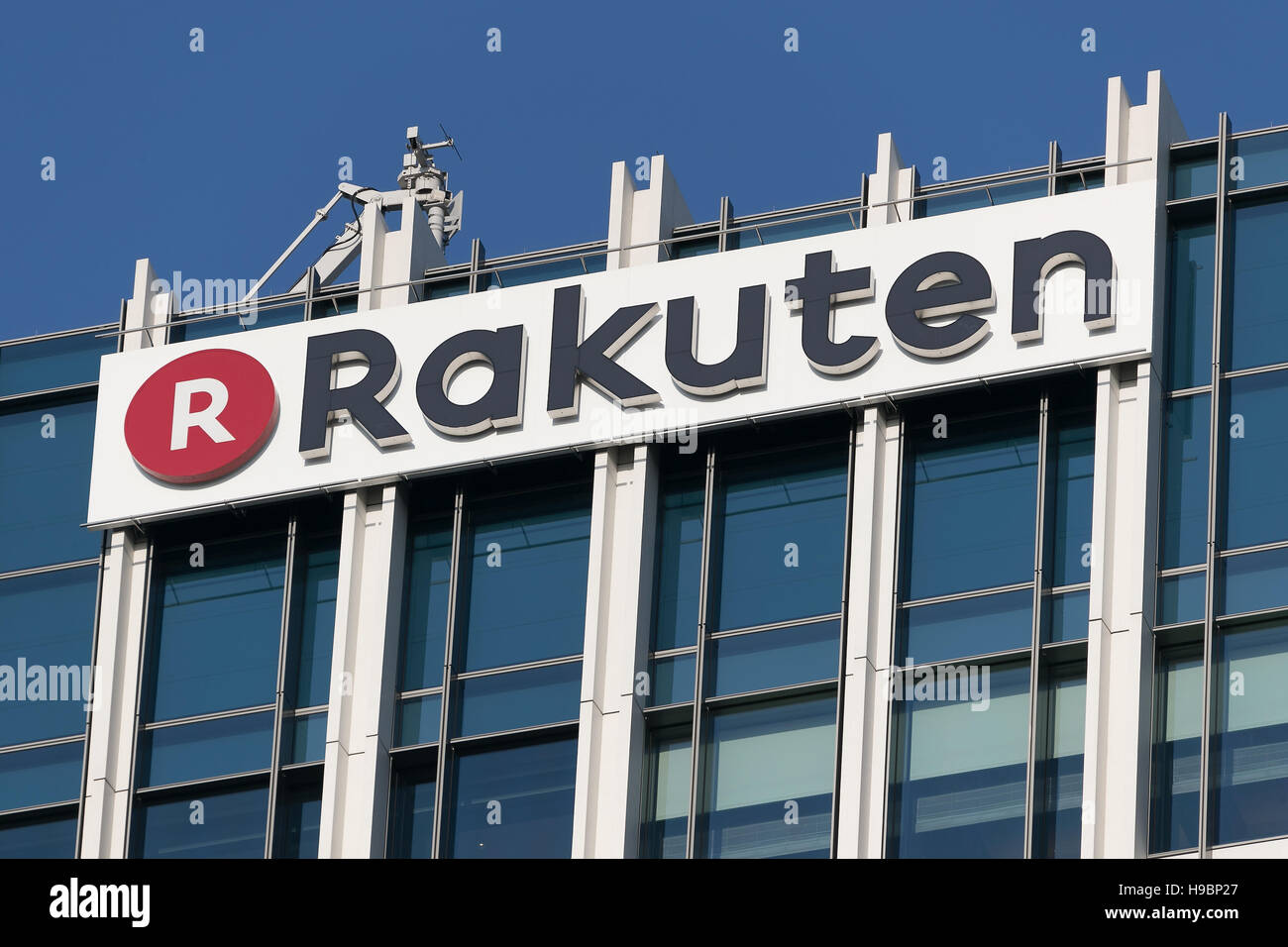 Rakuten logo hi-res stock photography and images - Alamy