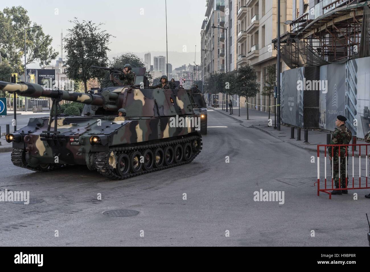 Lebanese army parade hi-res stock photography and images - Alamy