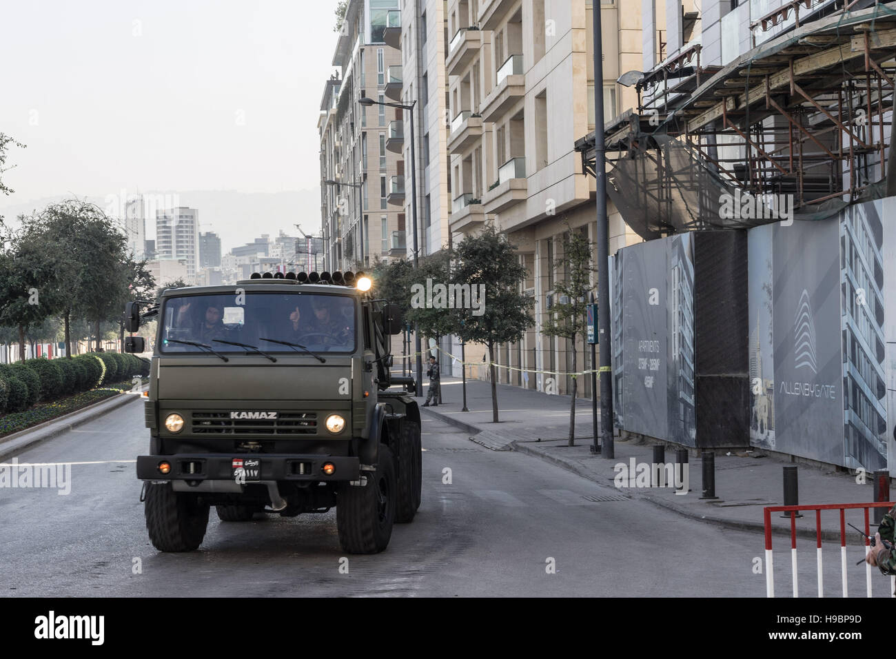 Lebanese army parade hi-res stock photography and images - Alamy
