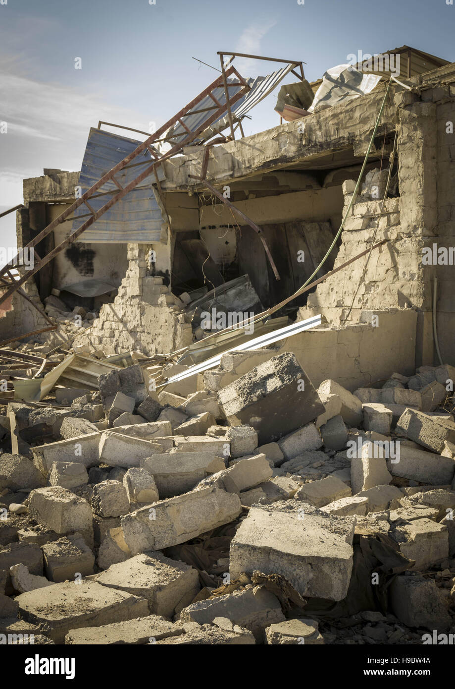 Nineveh ruins hi-res stock photography and images - Alamy