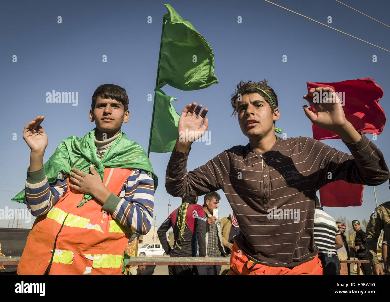 Nineveh Governorate, Iraq. 21st Nov, 2016. Young shia boys are ...