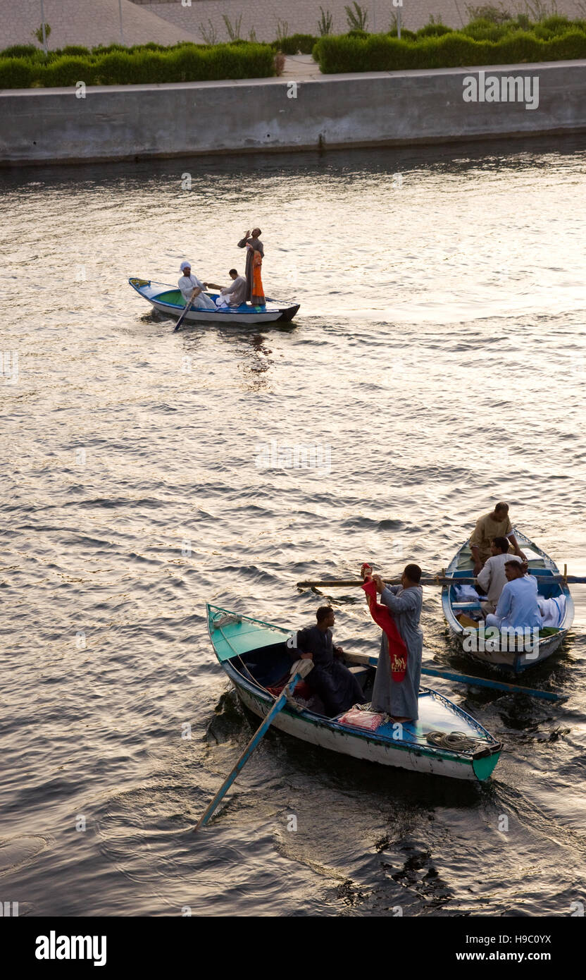 people in aswan egypt during everyday life Stock Photo - Alamy