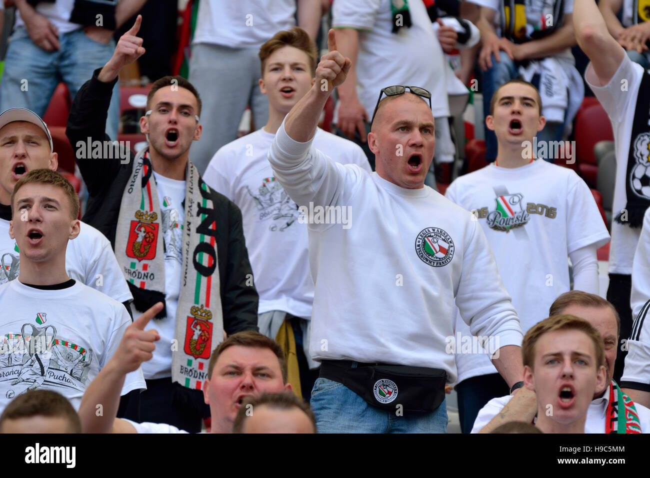 Legia fans pge narodowy stadium hi-res stock photography and images - Alamy