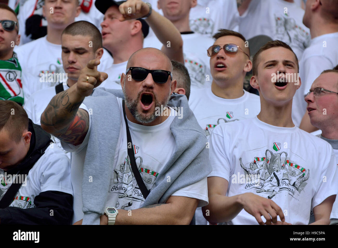 Legia fans pge narodowy stadium hi-res stock photography and images - Alamy