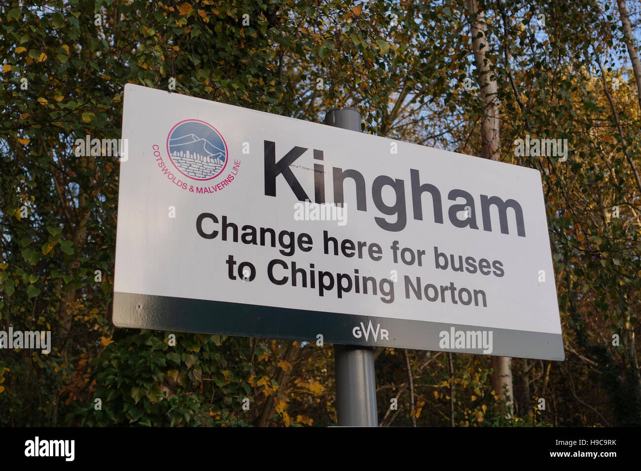 Kingham Station Sign -1 Stock Photo - Alamy