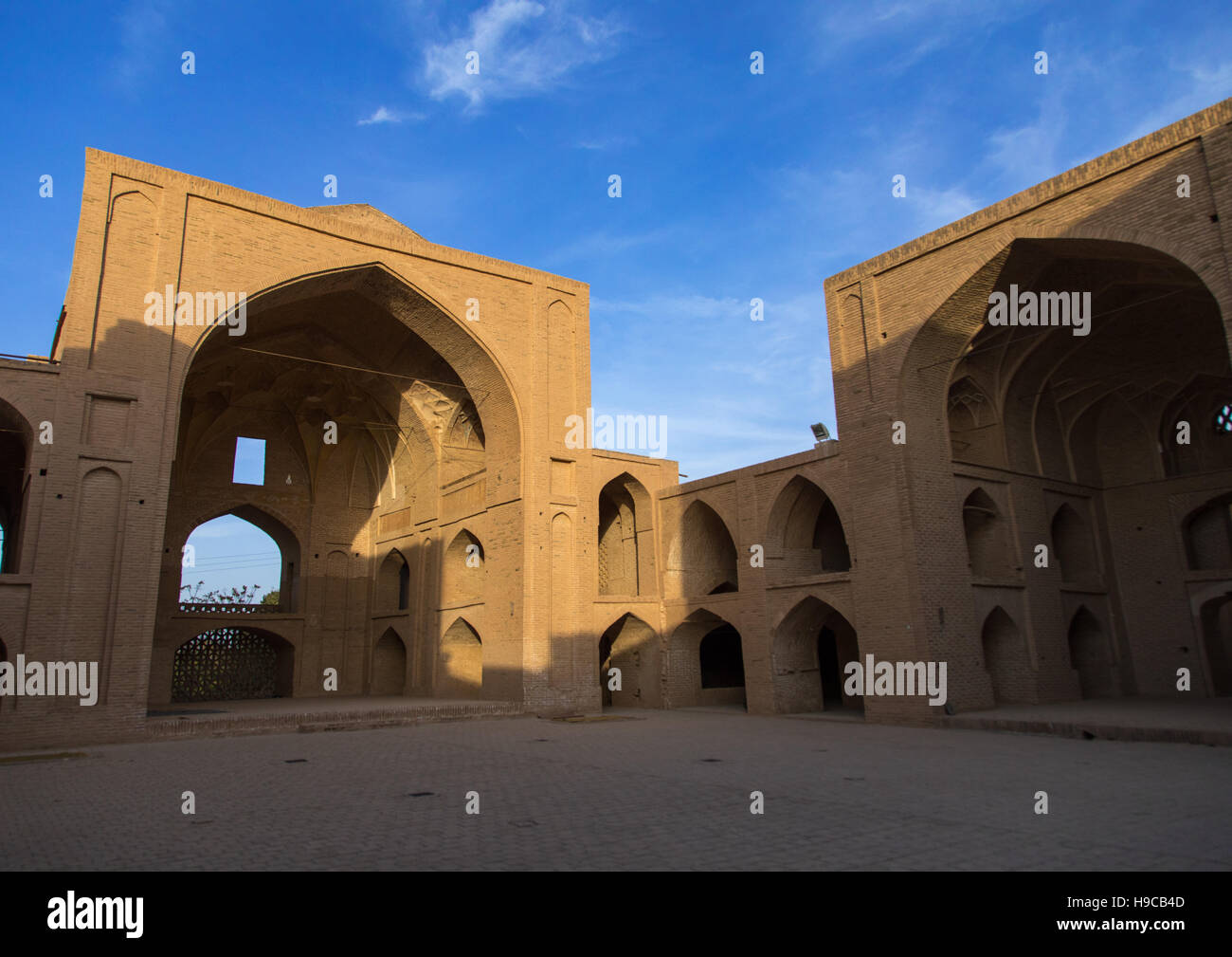 Jameh mosque iwan courtyard, Isfahan province, Ardestan, Iran Stock ...