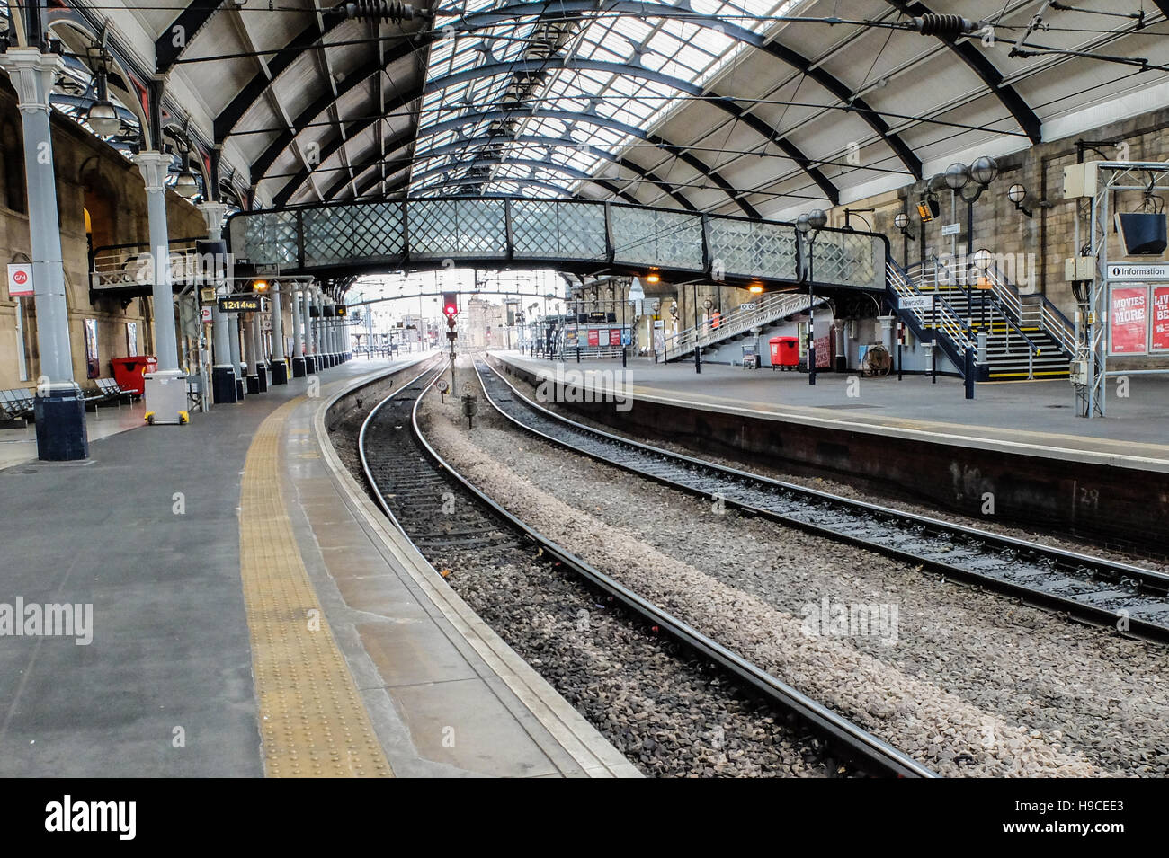 Newcastle train Station, England, Uk Stock Photo - Alamy