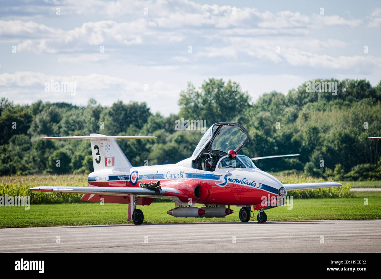 Canadian military aircraft hi-res stock photography and images - Alamy