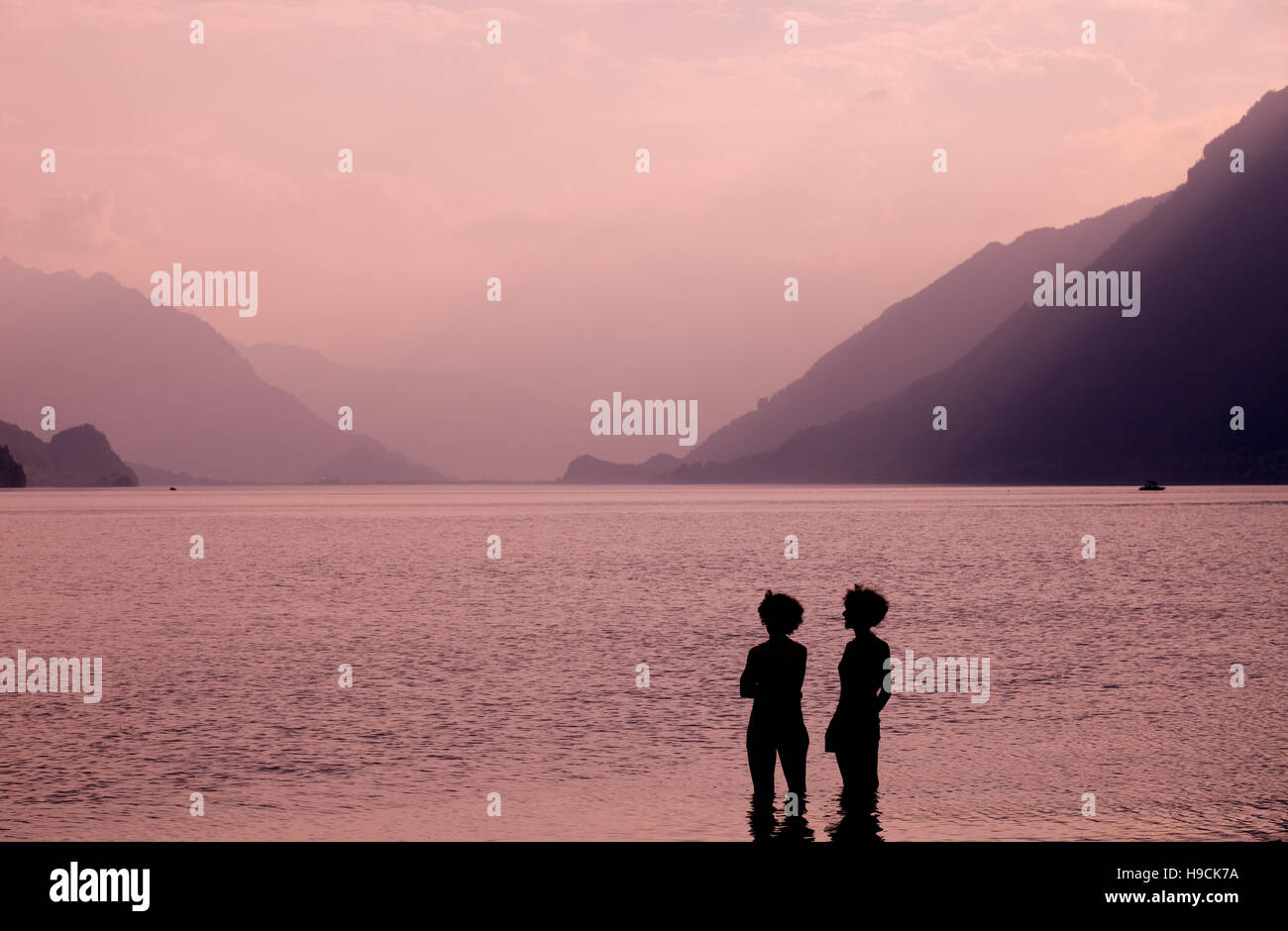 Sunrise lake brienz in switzerland hi-res stock photography and images ...