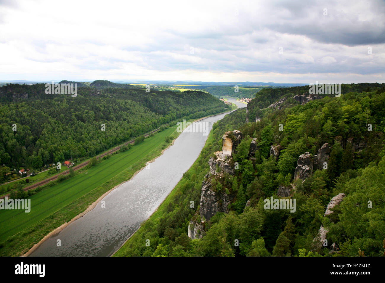 Elbe scenery hi-res stock photography and images - Alamy