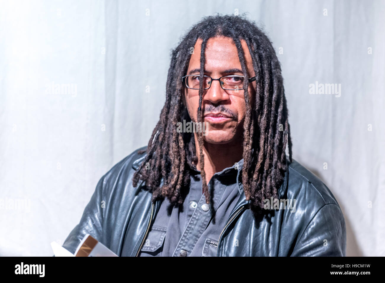 African american publisher hi-res stock photography and images - Alamy