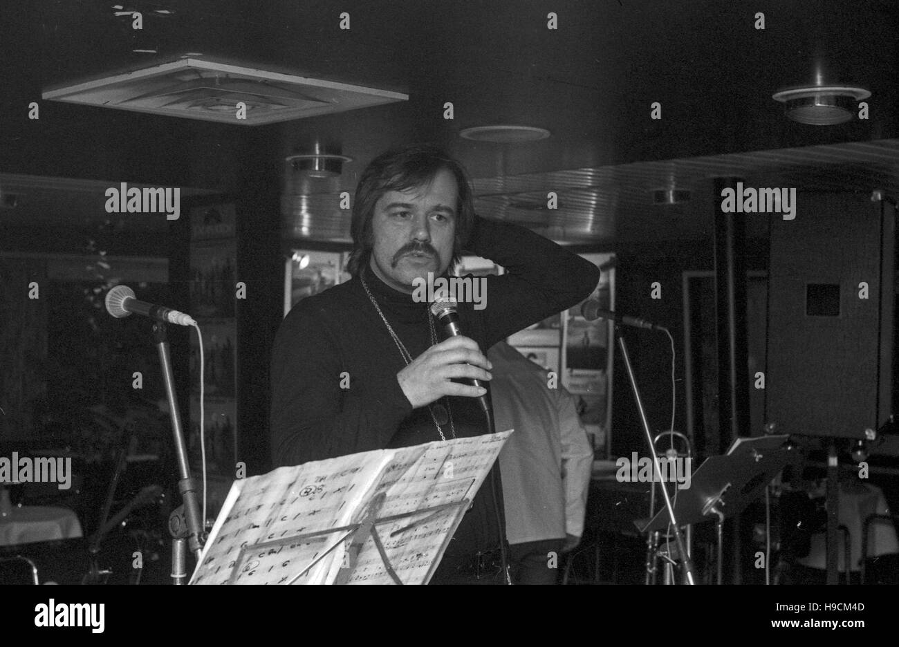 Deutscher Sänger und Songschreiber Kunt Kiesewetter, Deutschland 1970er ...