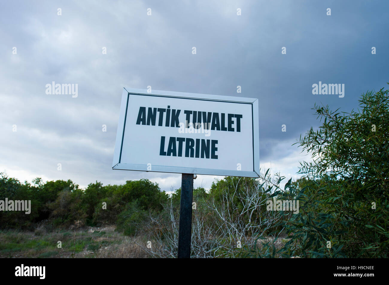 Latrine sign hi-res stock photography and images - Alamy