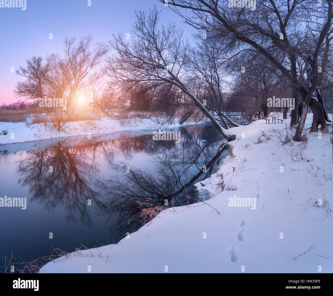Motion winter scenery hi-res stock photography and images - Alamy