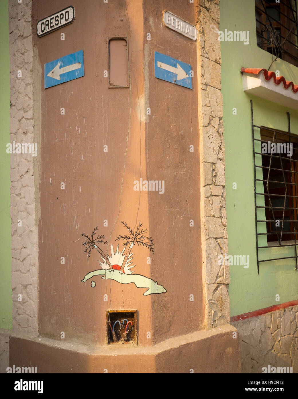 Havana, Cuba: Wall and doorway details Stock Photo - Alamy