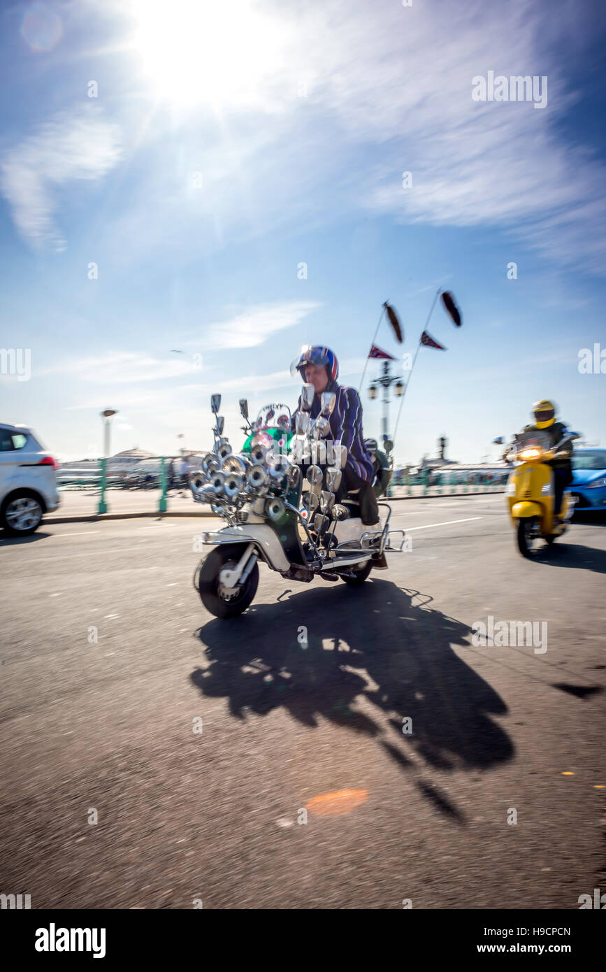 Mods arrive on scooters at the Mod Weekender Stock Photo - Alamy