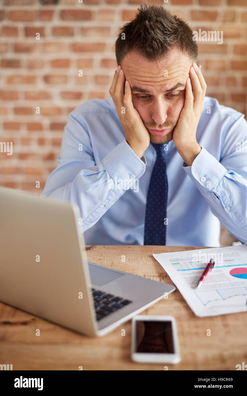 Great failure in the office Stock Photo - Alamy