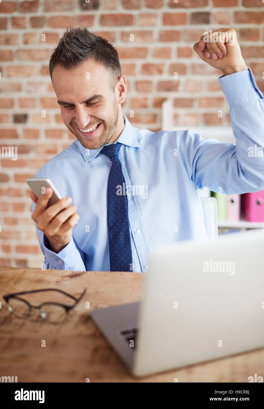 Conversation with a client hi-res stock photography and images - Alamy