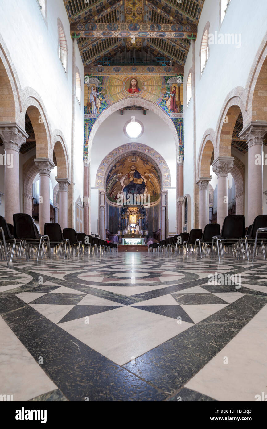 Messina, Italy, Duomo Cathedral Basilica Interior Stock Photo - Alamy
