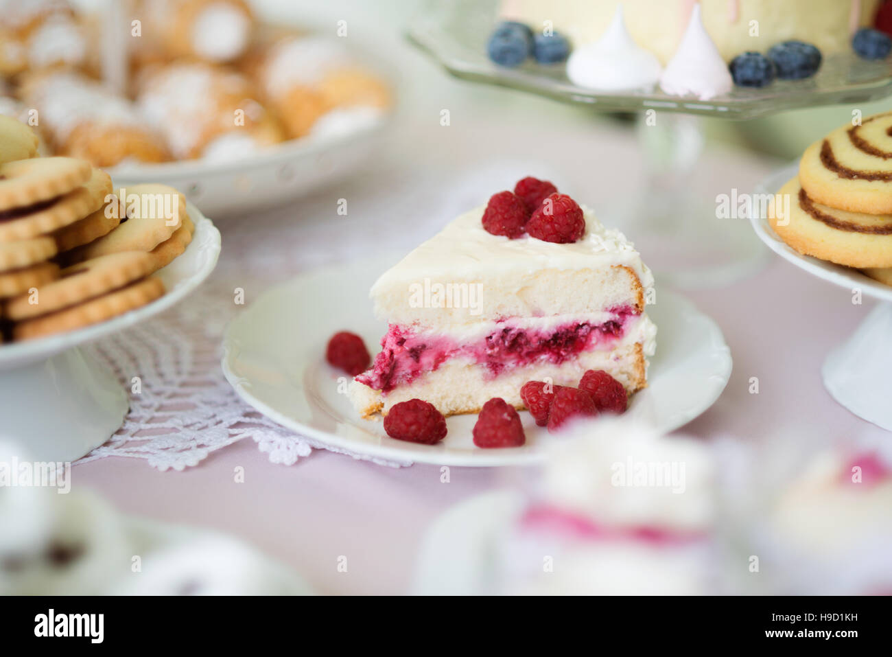 Berry cookies tray hi-res stock photography and images - Alamy