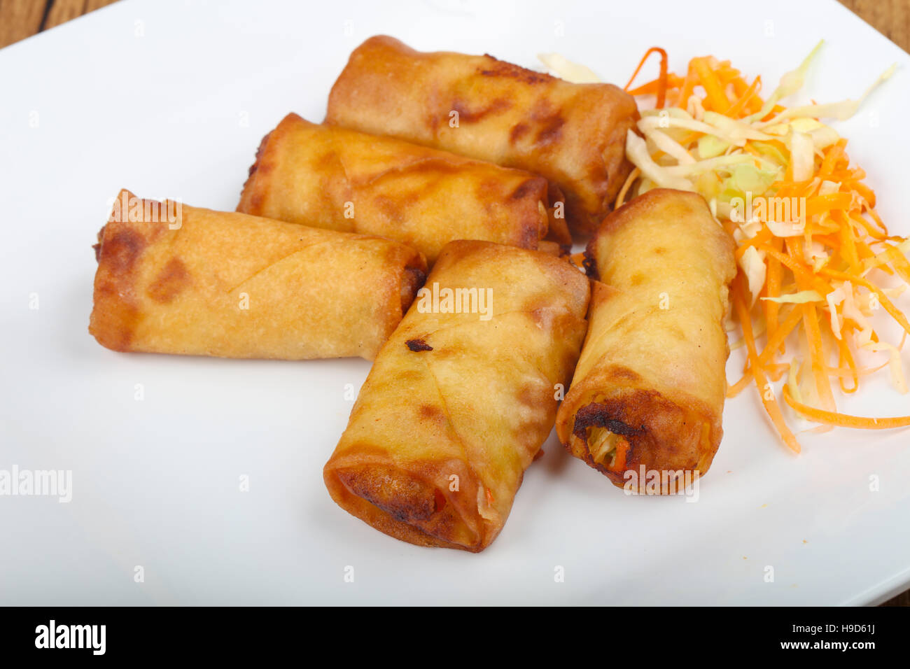 Spring rolls with prawn and vegetables Stock Photo - Alamy