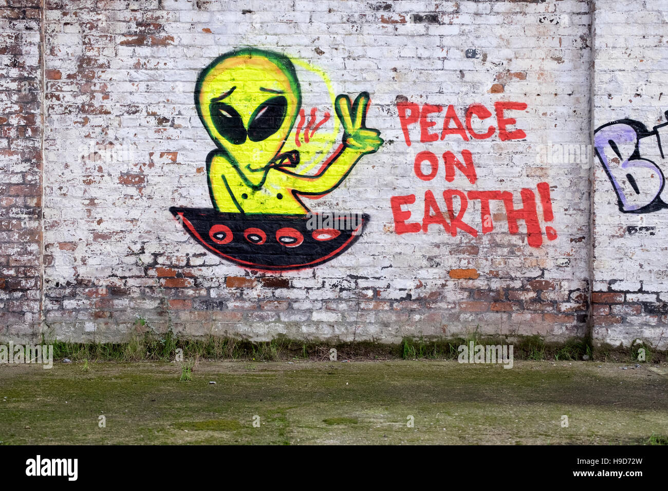 Graffiti Wallpapers Alien Alien Street Artist Formulates New And