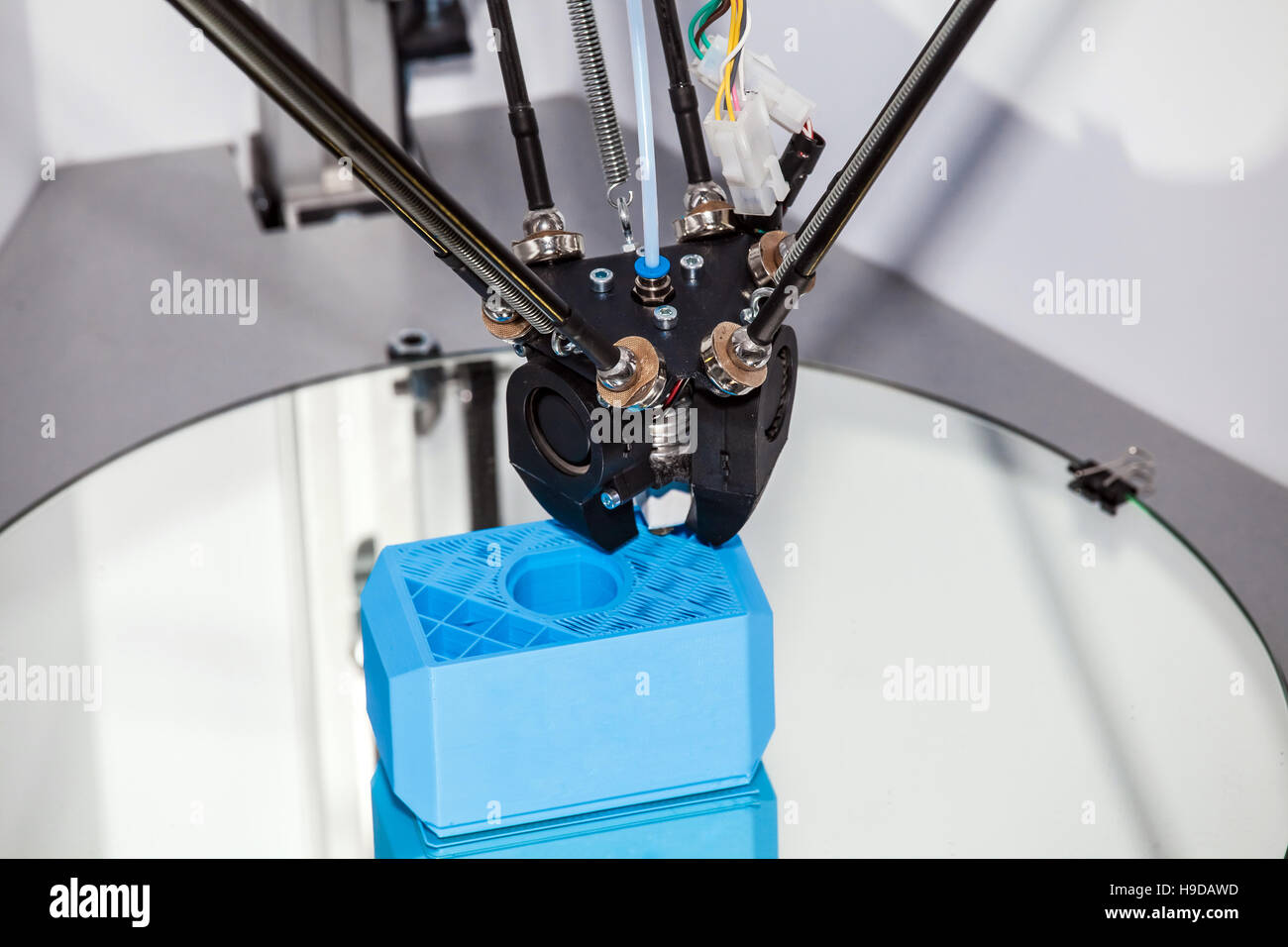 3d printer printing Stock Photo - Alamy