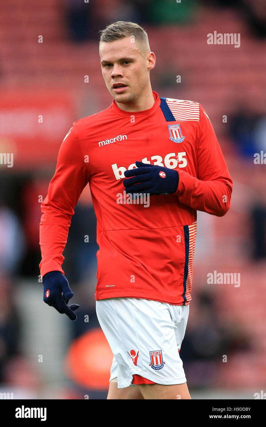 Ryan Shawcross, Stoke City Stock Photo - Alamy