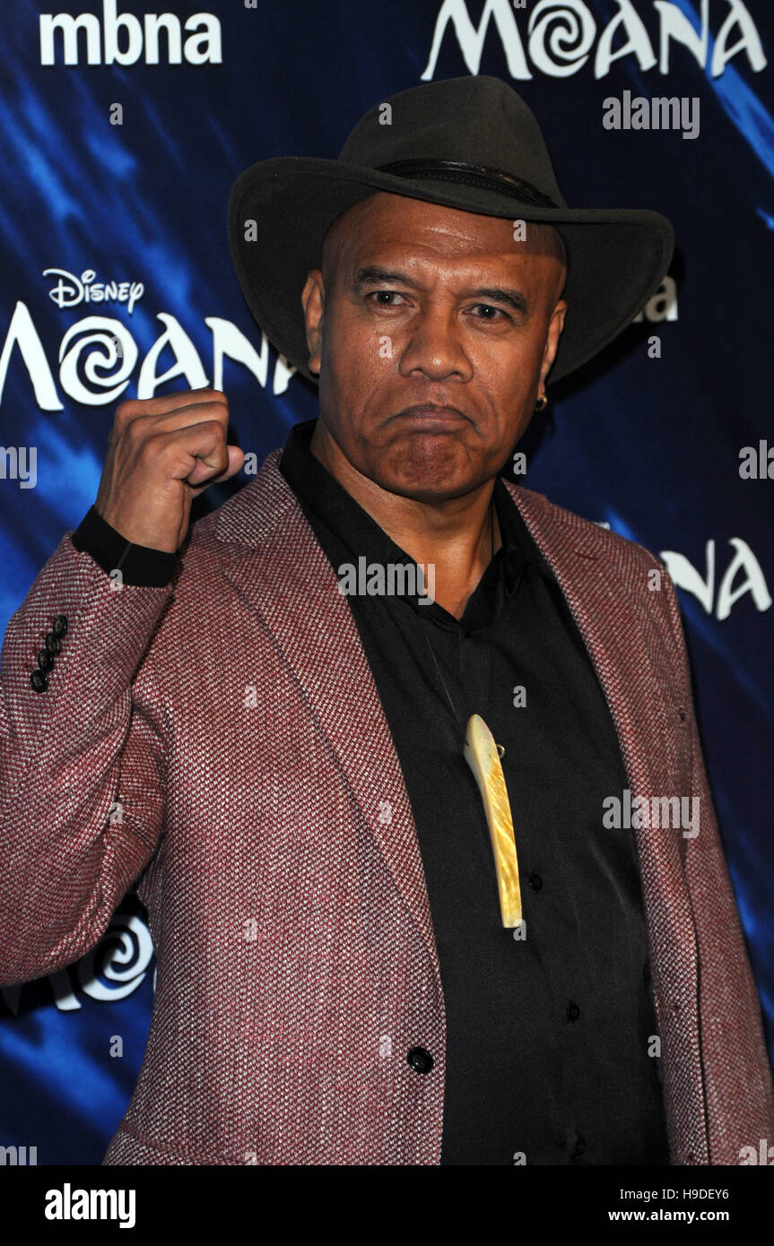 London, UK, 20/11/2016, Opetaia Foa'i attends gala screening of "MOANA ...