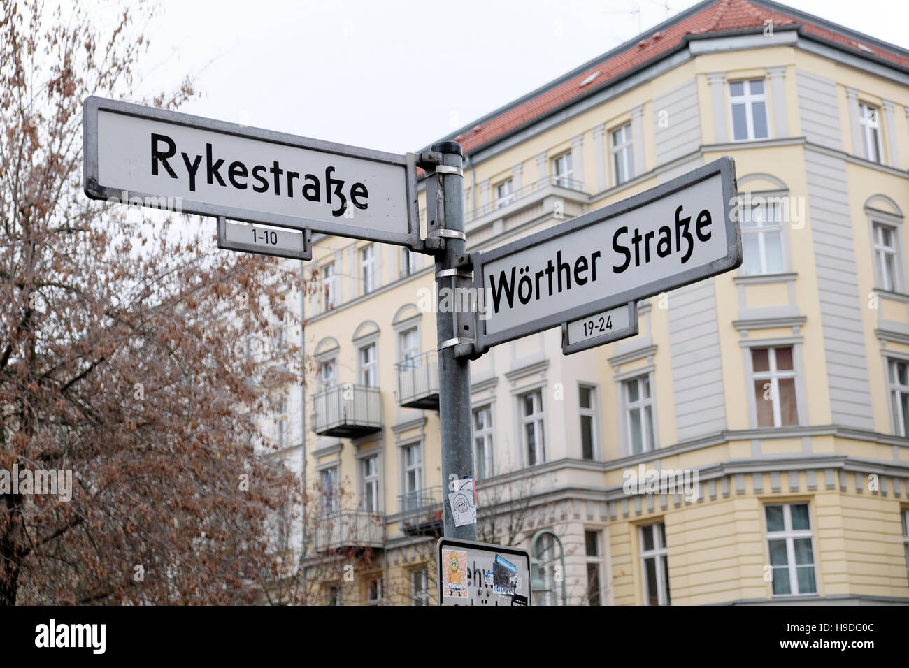 Berlin street signs hi-res stock photography and images - Alamy