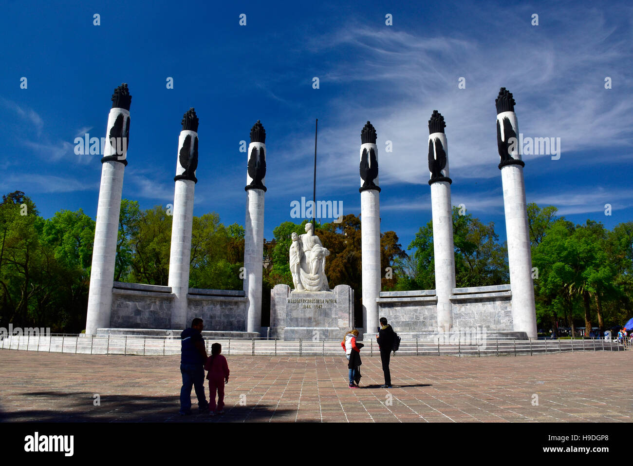 Ninos Heroes (Heroic Cadets Memorial) monument in Chapultepec Park ...