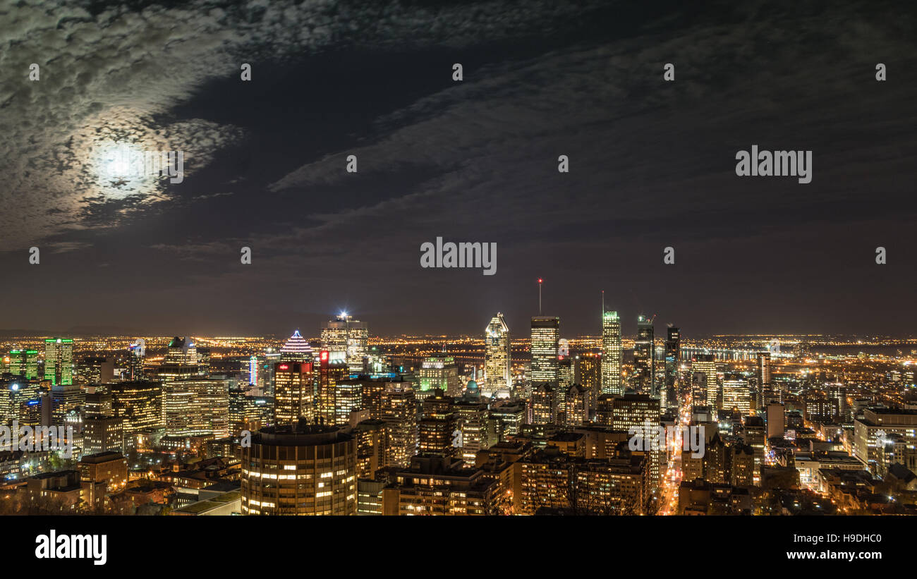 Super moon at Montreal Stock Photo - Alamy