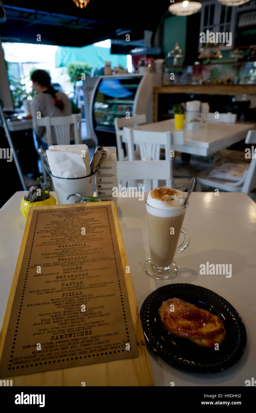 La Pebeta open air street cafe in the Roma neighborhood in Mexico City ...