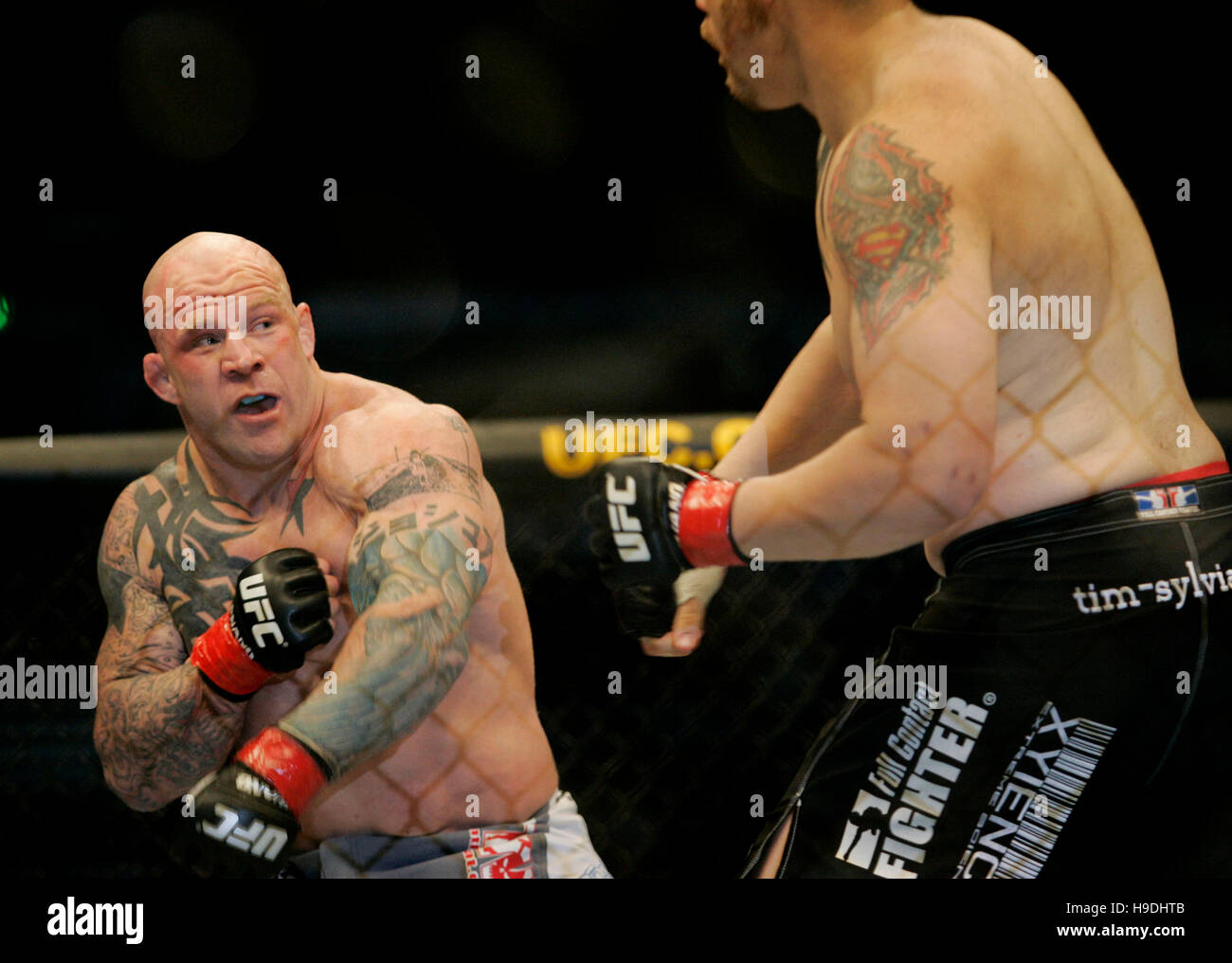 Tim Sylvia, right, fights Jeff Monson during the Ultimate Fighting ...