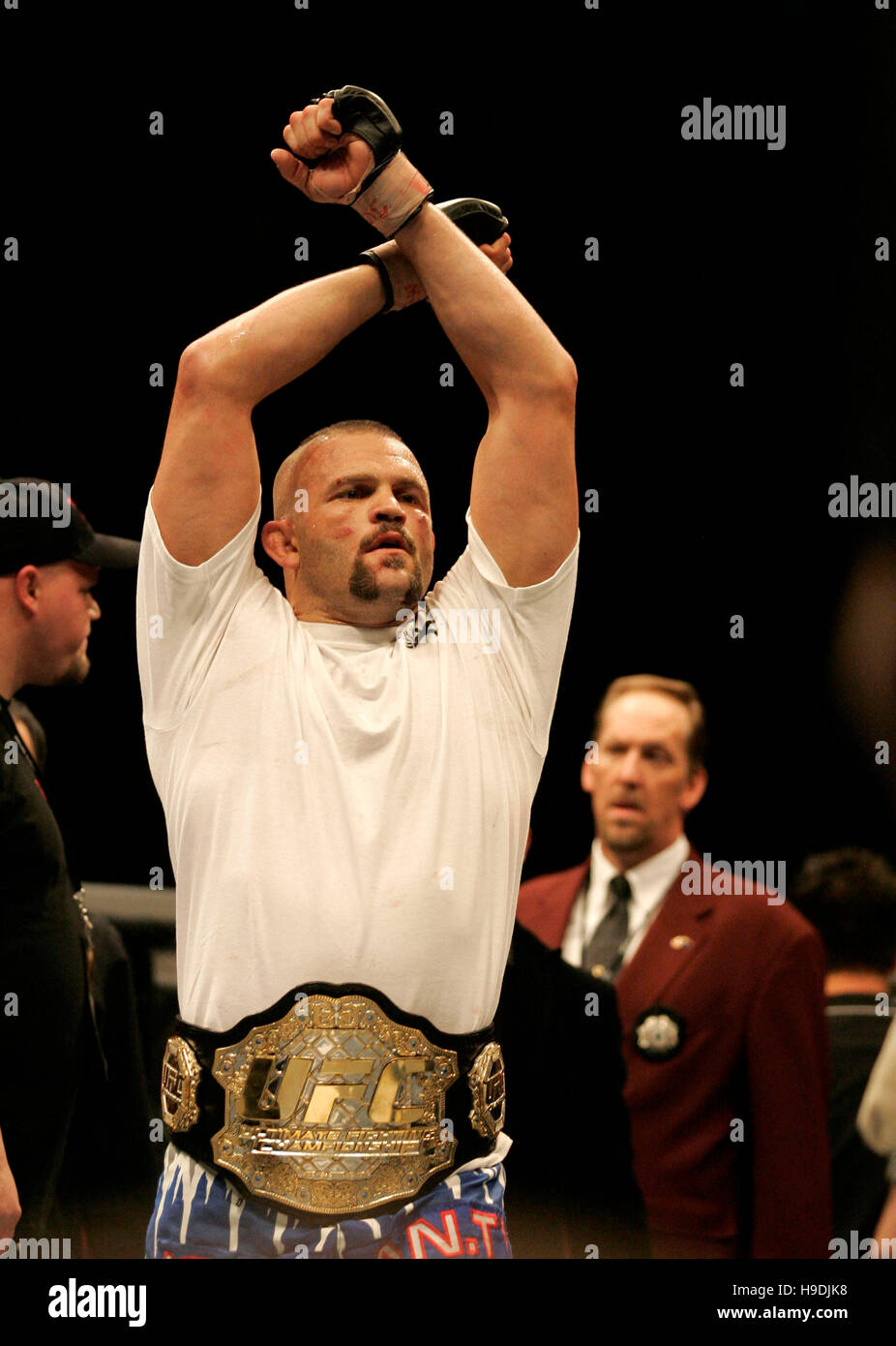 Chuck Liddell celebrates his victory over Tito Ortiz at the Ultimate ...