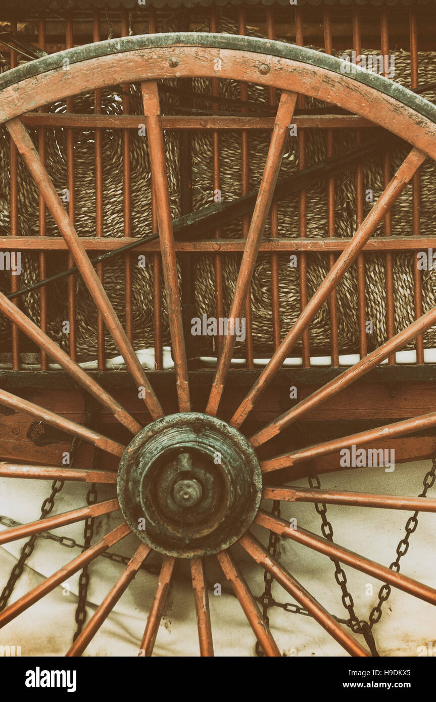 Old cart wheel Stock Photo - Alamy
